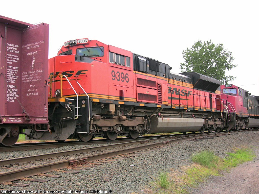 BNSF 9396
